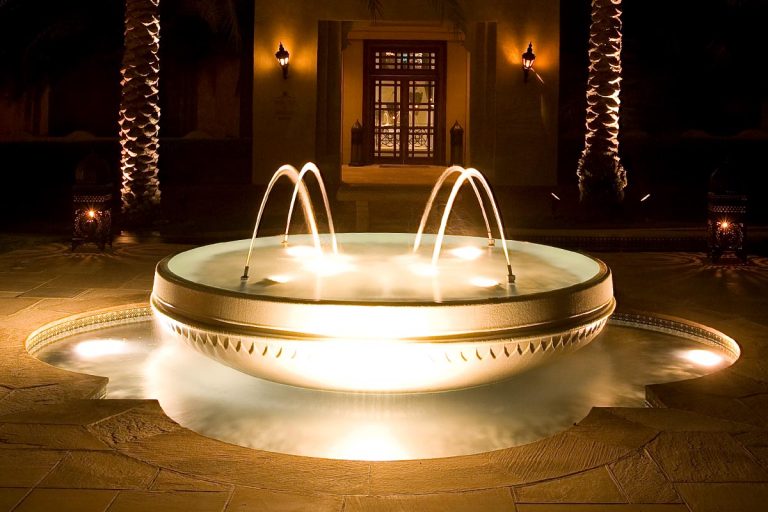 No.1 & Best Jacuzzi and Spas Construction - Desert Leisure